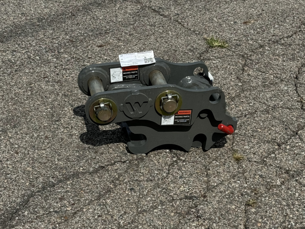 WN Bucket Coupler - Fredrickson Supply